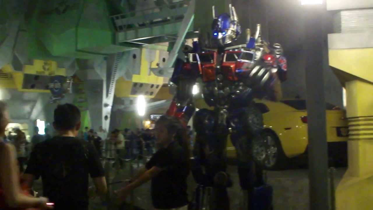 Transformers Optimus Prime @ Universal Studio Singapore (Resorts World ...