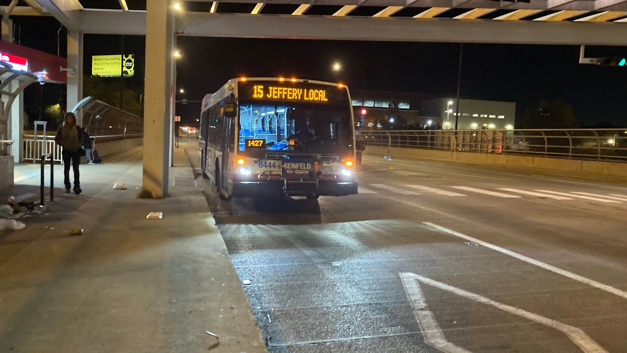 CTA Bus Ride 15 Jeffrey Local From 47th Red Line To 51st/Cottage Grove ...