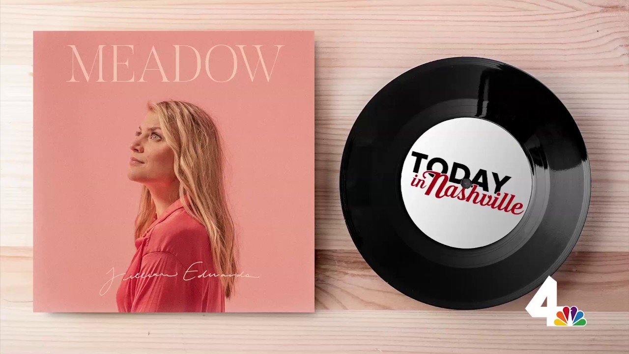 Jillian Edwards performs "Heaven's Eyes" - YouTube