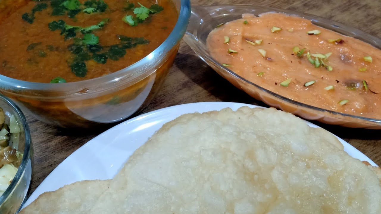 Halwa Poori Recipe || Homemade Soft Poori || Cooking With Abeera Rani ...