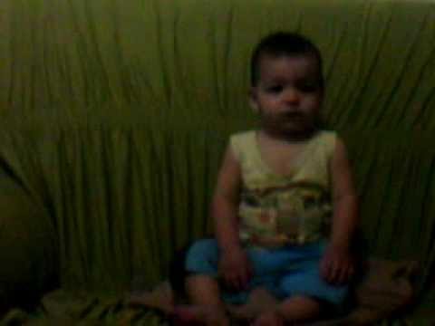 MOV00017 igor dançando agora fiquei doce.......nene