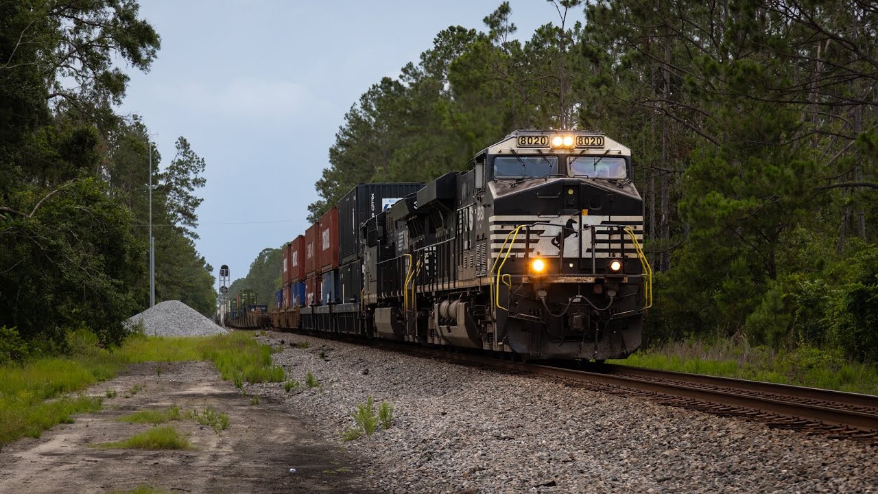 A Short Chase of NS 281 | 06/10/25 - YouTube