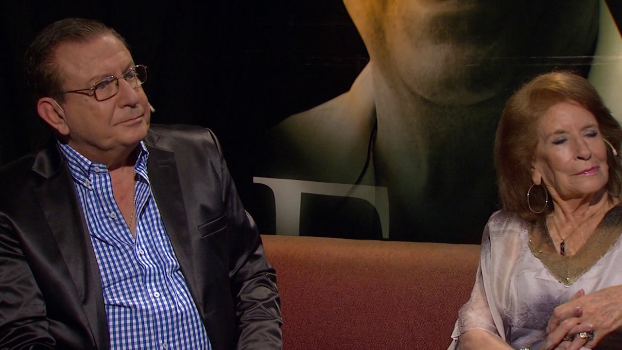 Como Dos Extraños con Hugo Jury - YouTube