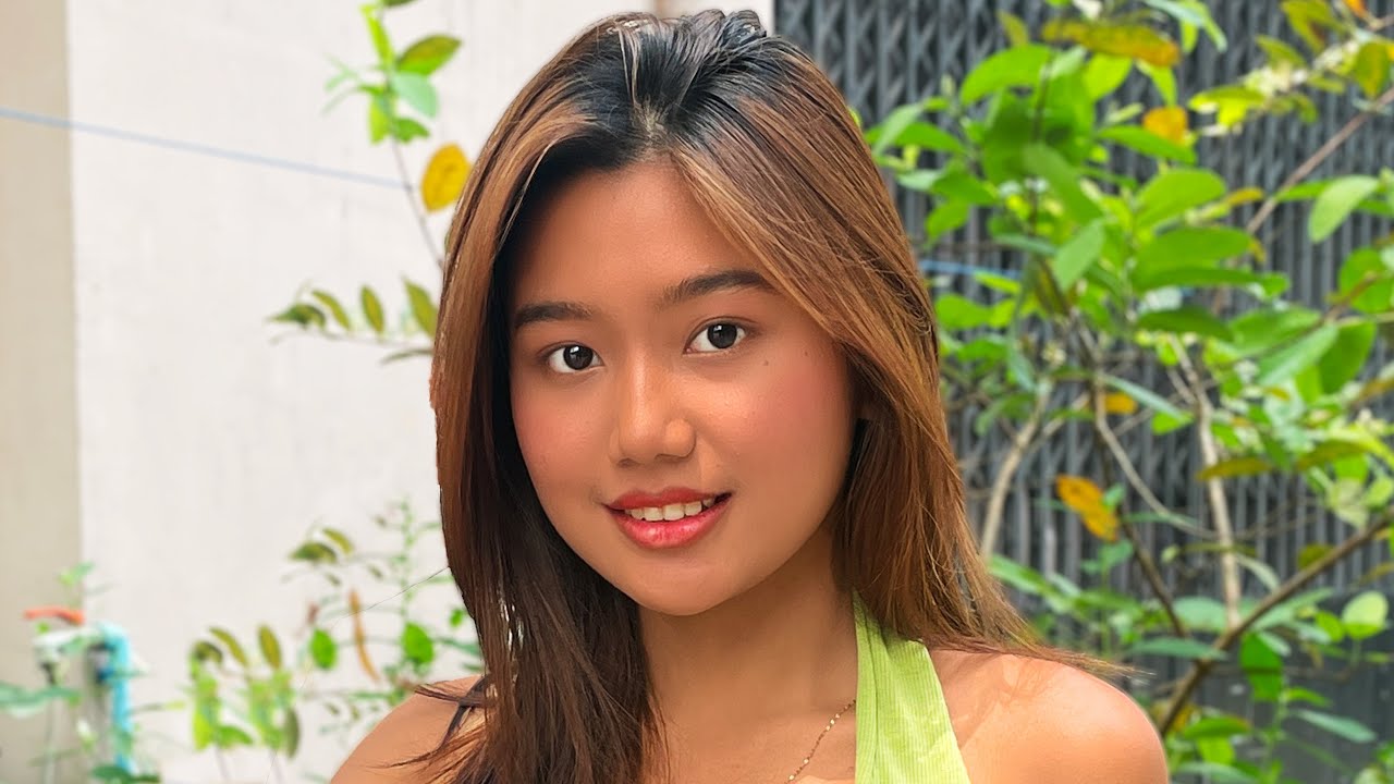 Burmese Beauty explores Yangon - YouTube