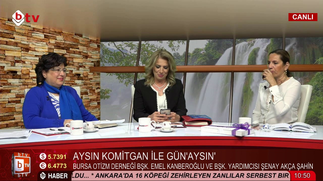 Aysın Komitgan ile Gün'Aysın'(Emel Kanberoğlu , Şenay Akça Şahin) - YouTube