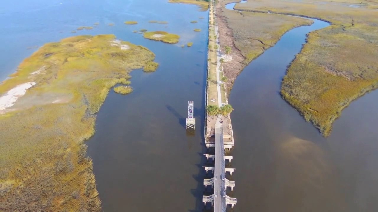 Drone flight over Pitt Street Bridge in Mt Pleasant - YouTube