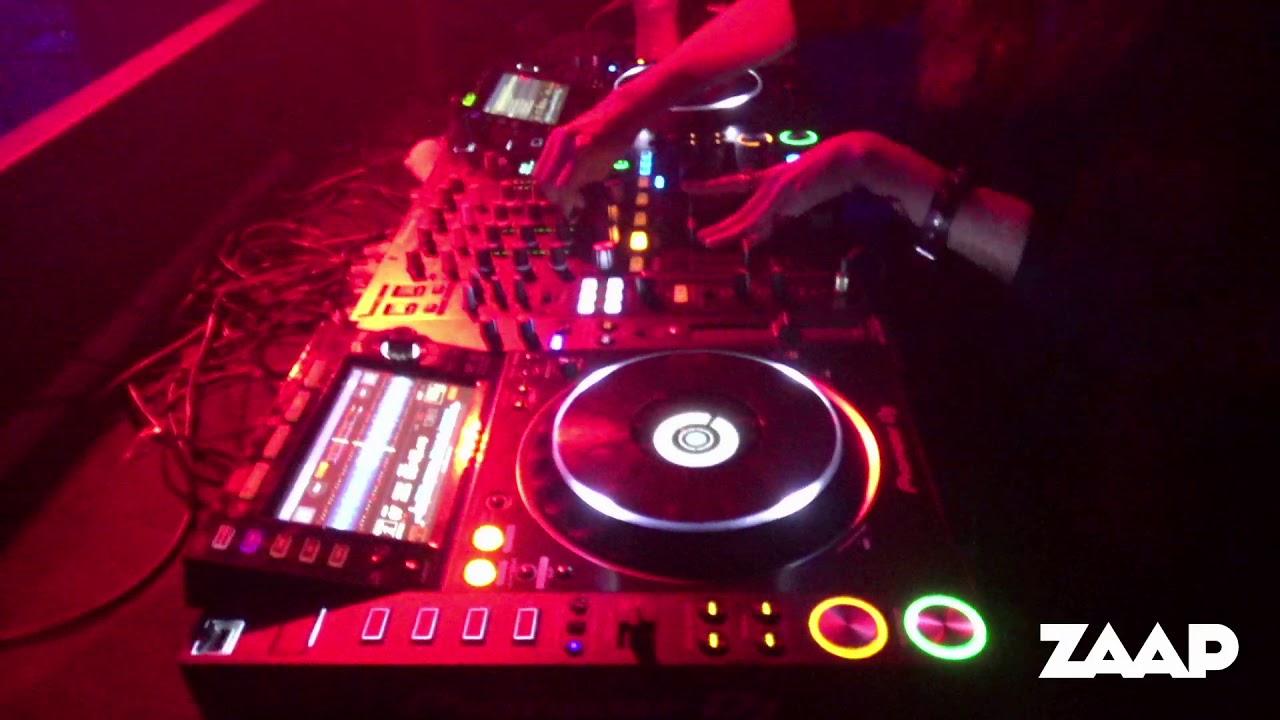 DJ Faahsai @ VIOLETT Bangkok - YouTube