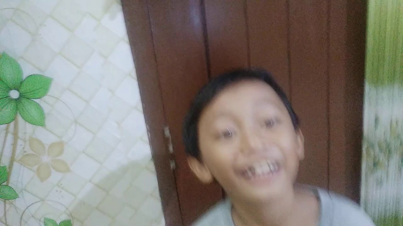 fathir main ke rumah bayu ardi - YouTube
