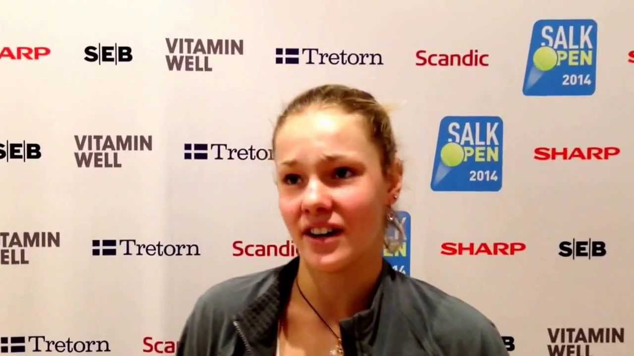 Sofya Zhuk segerintervju SALK Open ITF 2014 - YouTube
