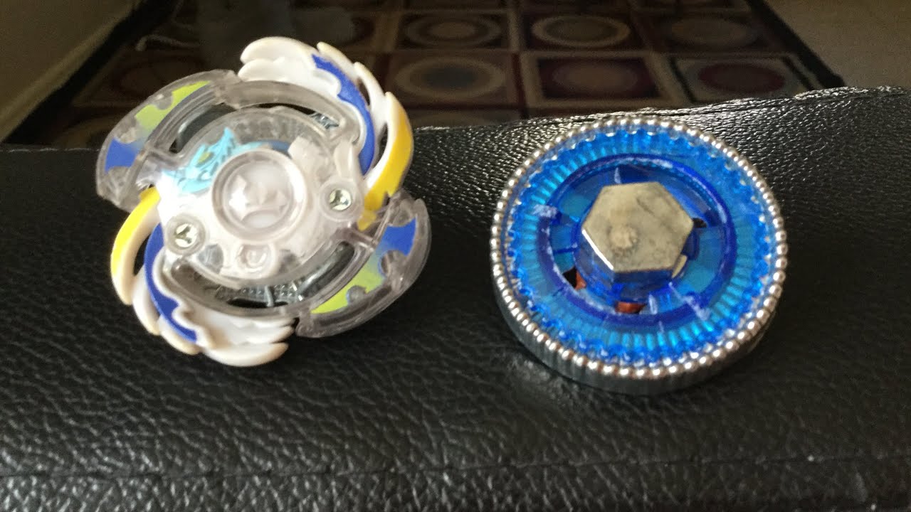 Super Duper fast Beyblade vs crazy Beyblade - YouTube