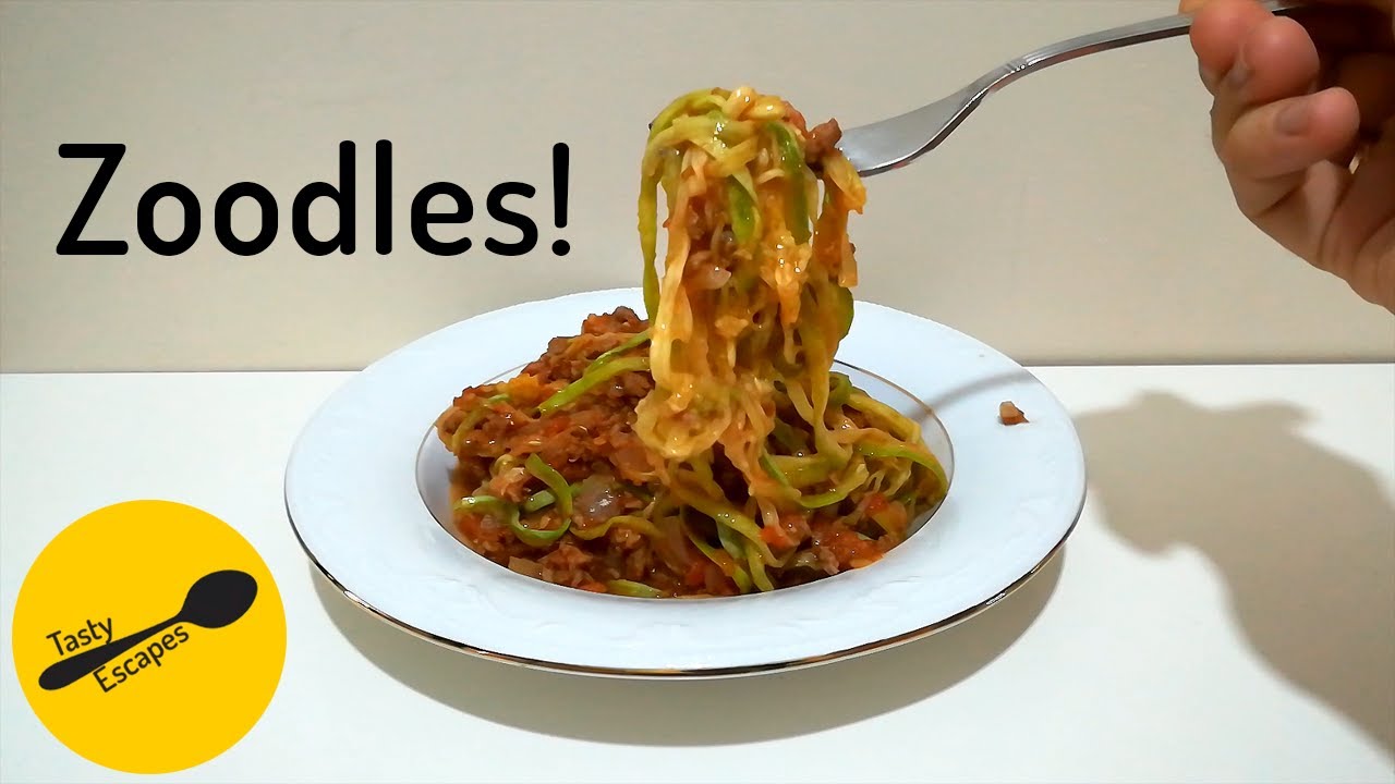 Zoodle Bolognese | Filling and refreshing 🍝 - YouTube