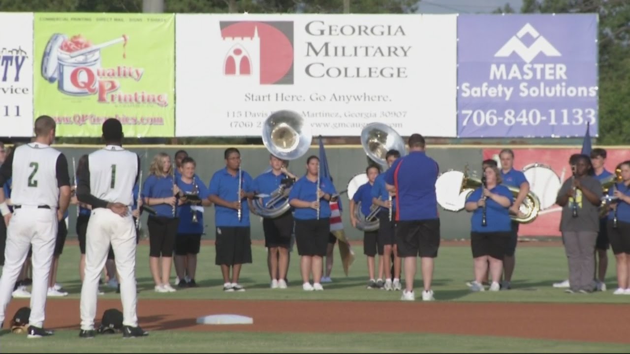 Midland Valley High School Marching Band Performs At Augusta ...