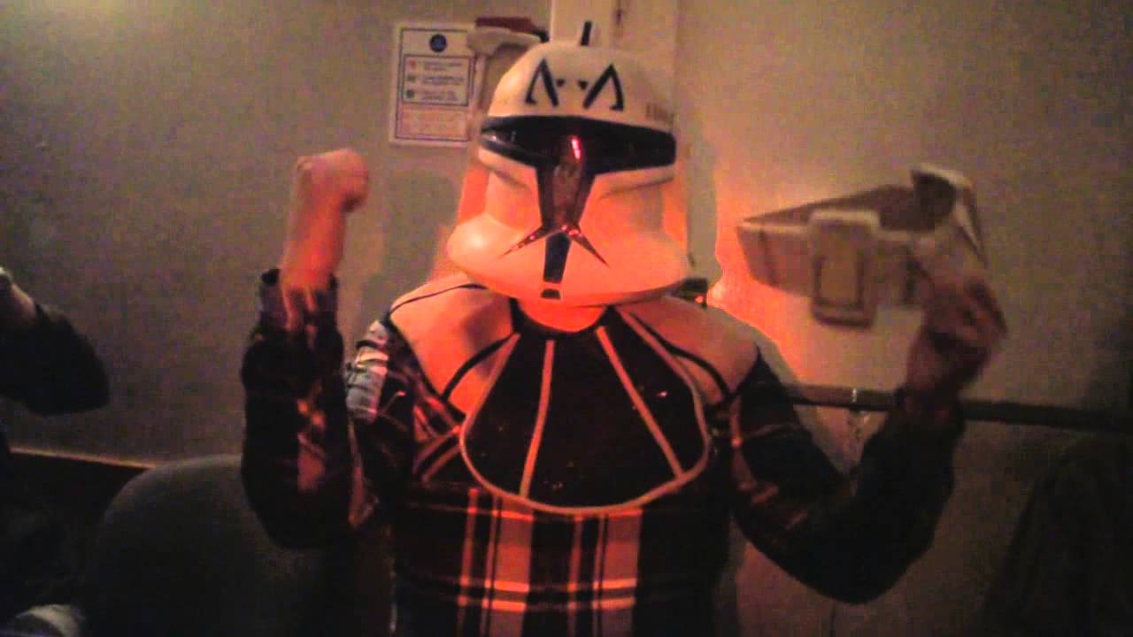 Funny Star Wars Clone Trooper Dance - YouTube