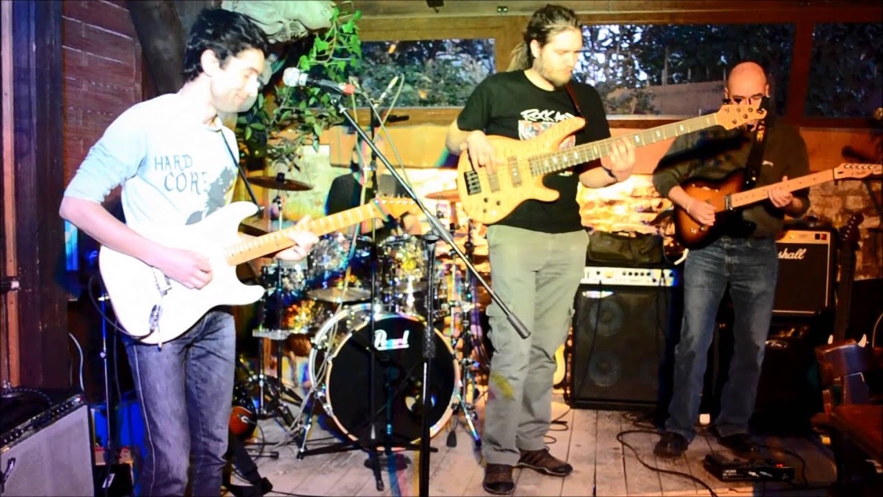 Southern Comfort Band From Pula - In Memory Of Elizabeth Reed - YouTube