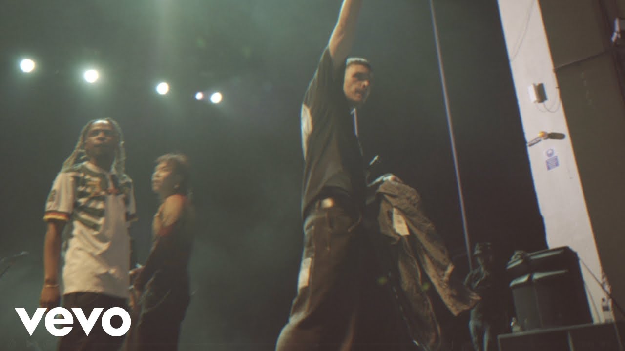 Frozemode - BACK ON ROAD - YouTube