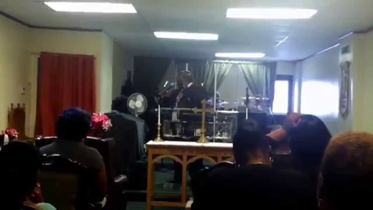 Bishop Derrick L Glover do it for the Vine - YouTube