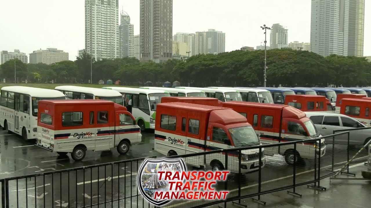 LTFRB Okays Sarao-Type Modern Jeepney Prototype | Motoring News - YouTube