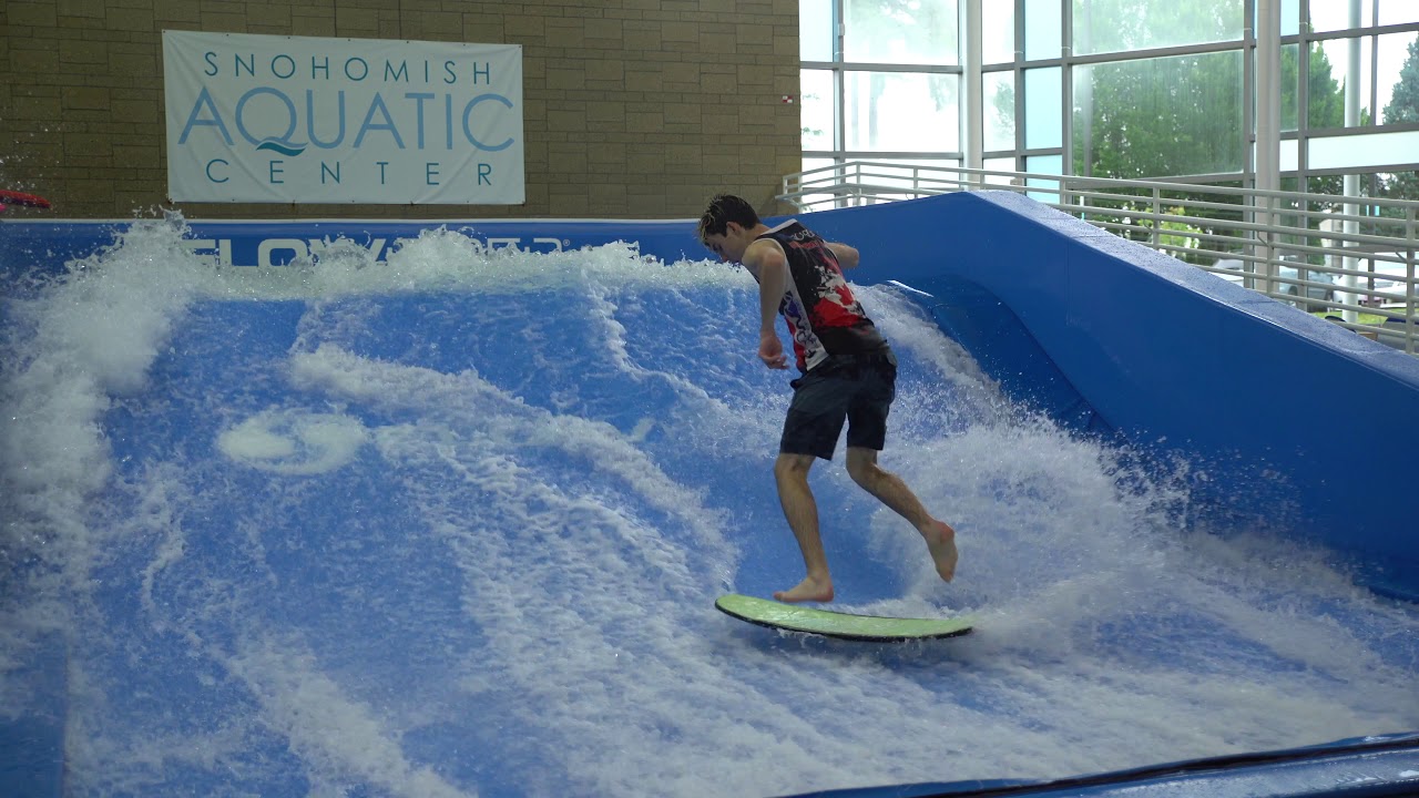 Jonathan final run Snohomish Aquatic Center FlowRider FLOW Tour - YouTube