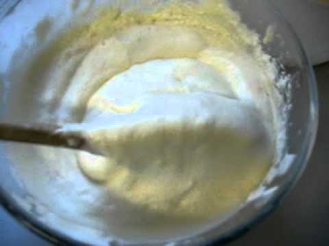 Folding technique for sponge cake - YouTube