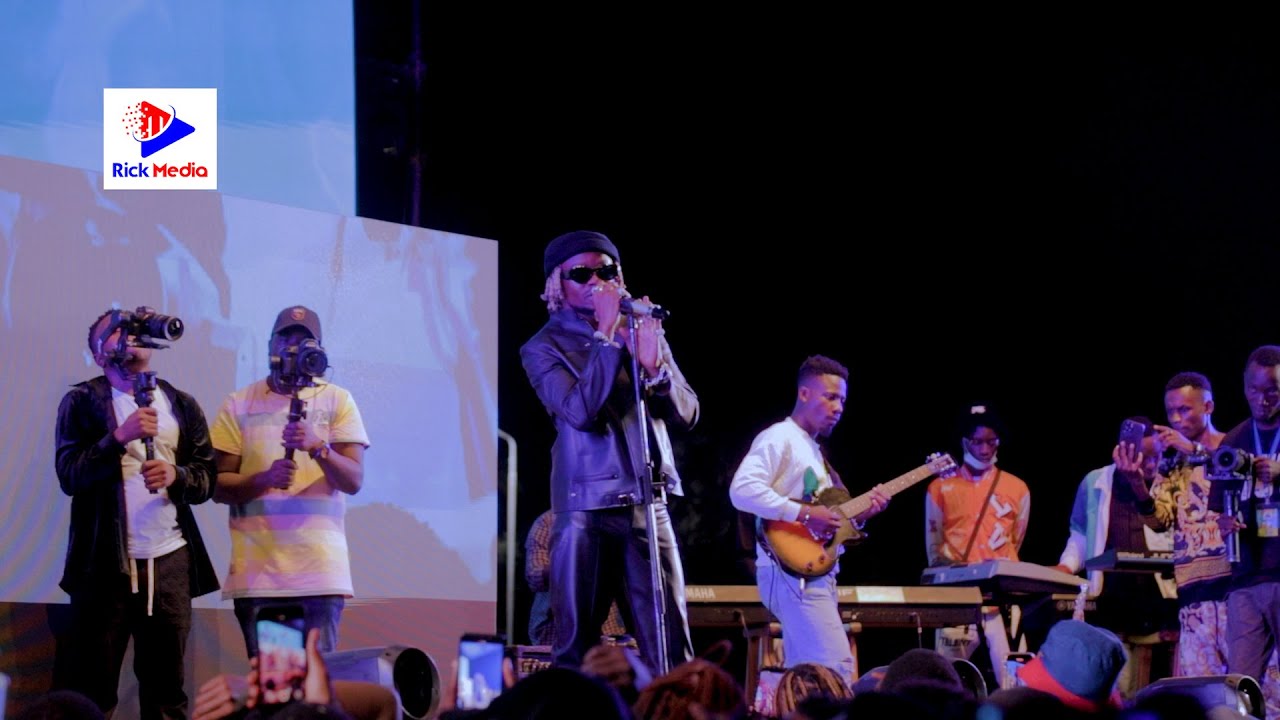 MARIOO Mfalme Mpya wa Bongo Fleva/Amejipata/Angalia BALAA lake na Live ...