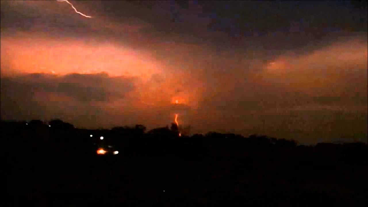 Amazing lightning storm in Mexico - YouTube