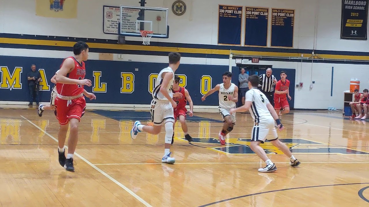 Ryan Knorr slices up the defense for the left-handed scoop - YouTube