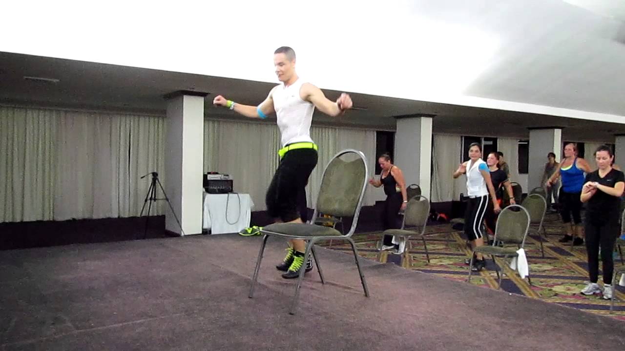 "Zumba Sentao" Clase de entrenamiento físico y diversión!! con el ...