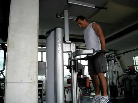 Afundos nas paralelas - Dips - YouTube