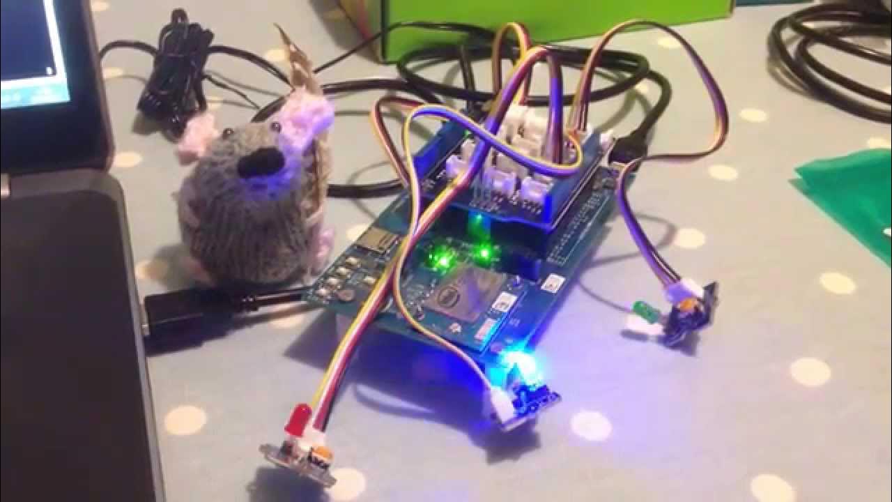 Hardware Project: Christmas Light! (Intel Edison, Arduino, NodeJS) - YouTube