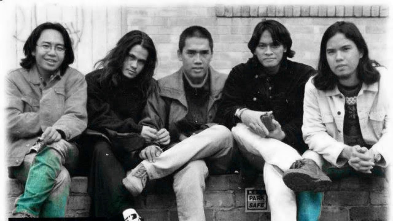 "KONSER LAWAS" Dewa 19 - Bunga (Live Sabuga 1997 Audio) - YouTube