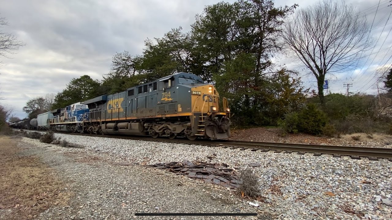 CSX M541 Through Amherst Tennessee - YouTube