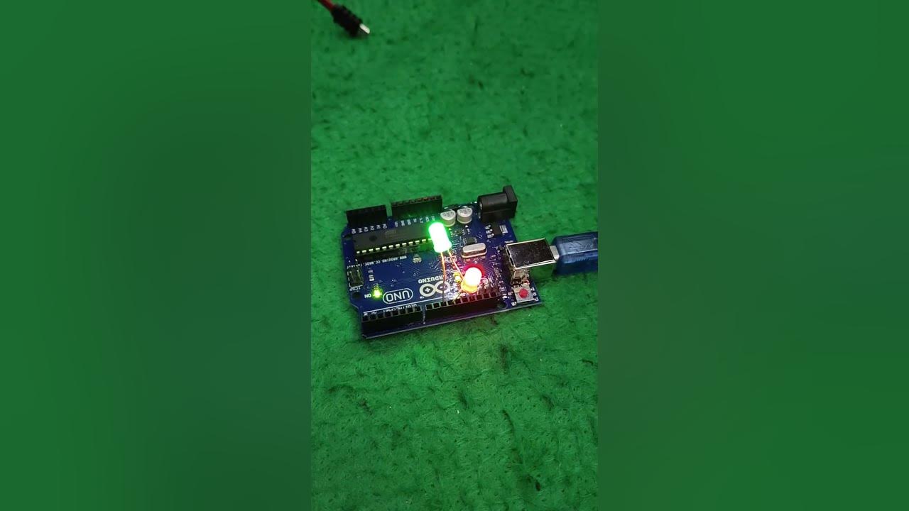 Arduino Challenge 2 LED - YouTube
