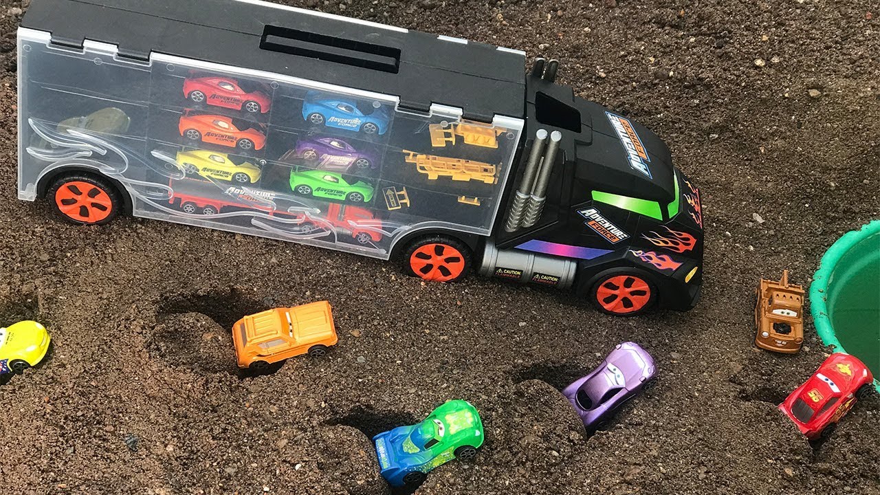 Truck y autos de colores CARS learn colors with cars huevo kinder ...