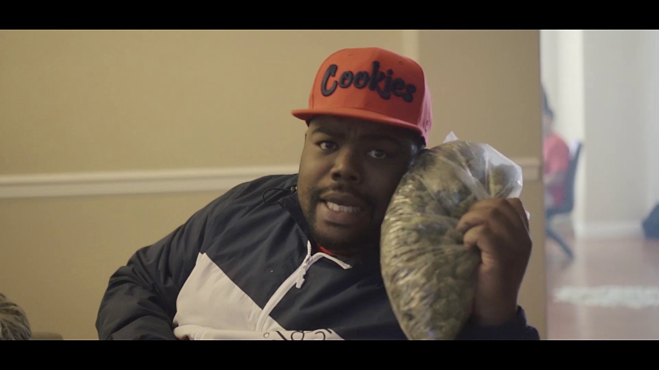 Yung LB / Skimask ft. DollasUp Nero "Catch a Flight" - YouTube