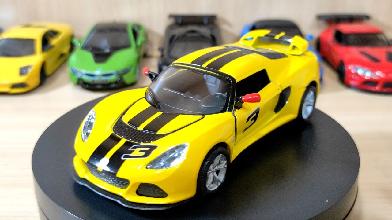 Diecast Toy Model Cars Showing on Rotation (4K) - YouTube