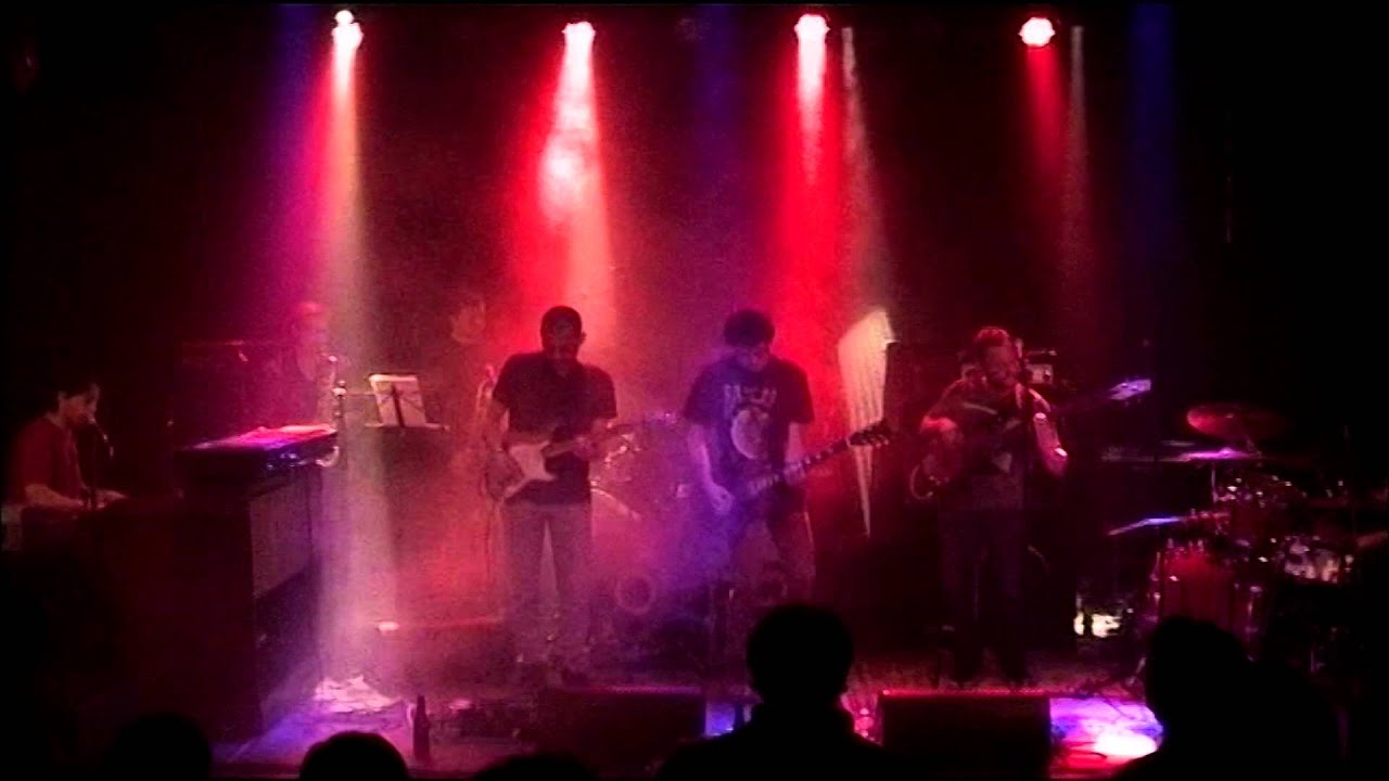 Heavy Manners live @ 4AD - Average Charmer - YouTube