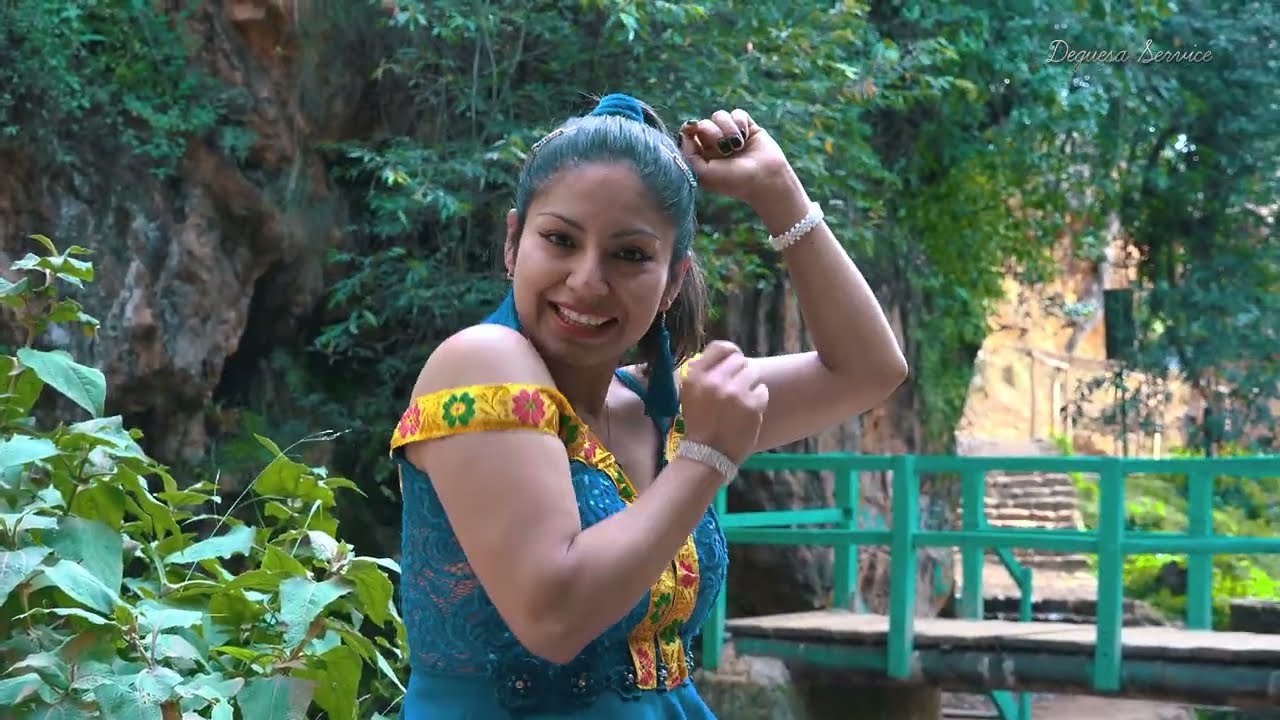 ANGIE TORRES - HOMENAJE A LOS REALES - YouTube