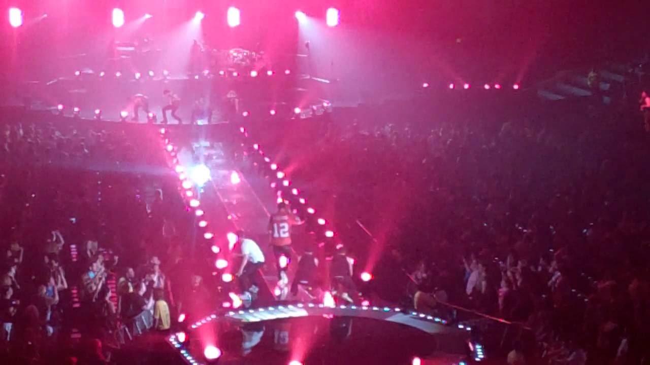 NKOTBSB Concert Finale at 1st Mariner Arena Baltimore, MD - YouTube