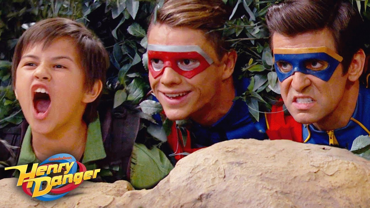 Chapa demands her PHONE back from the Toddler! 📱 'Game of Phones' Full ...