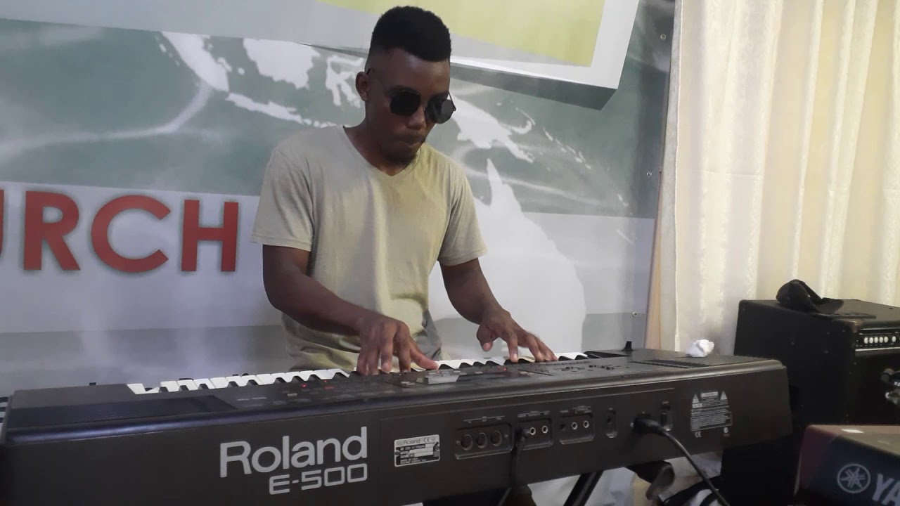 Itende Style ||Roland E500 testing it || best keyboard ever || mixed ...