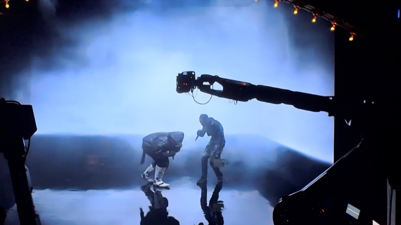 Travis Scott ft. Playboi Carti: FE!N (Live) - SNL - YouTube
