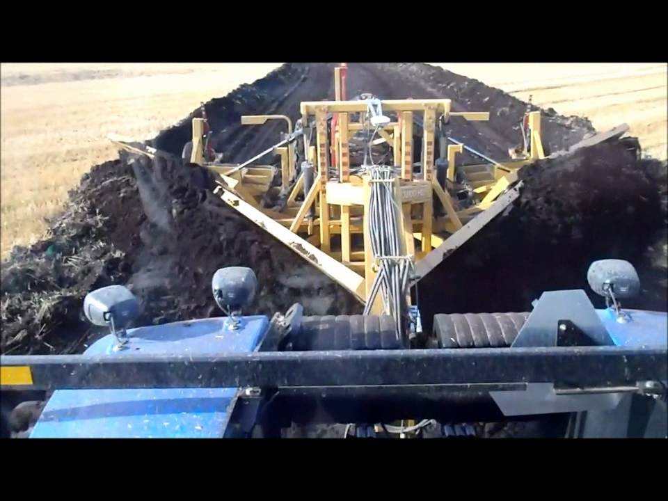 V-wing ditcher bigger, badder, faster - YouTube