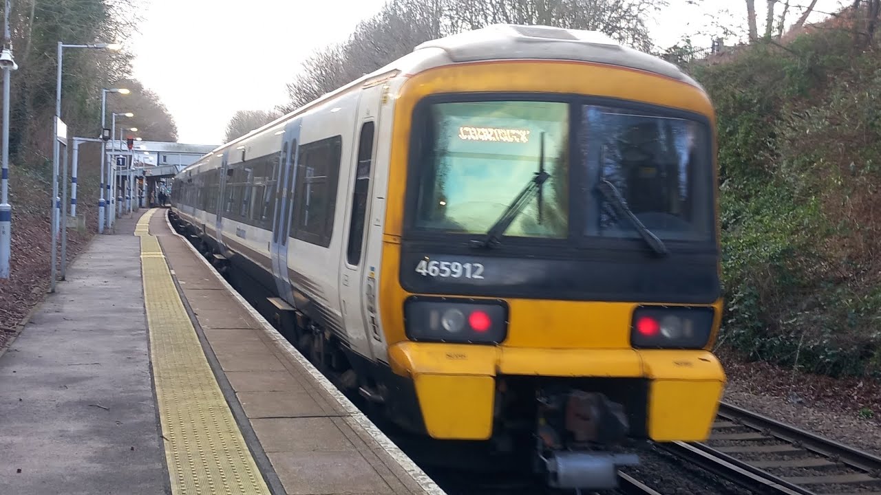 Southeastern Class 466 & 465 combo approaching Albany Park | 24/1/2023 ...