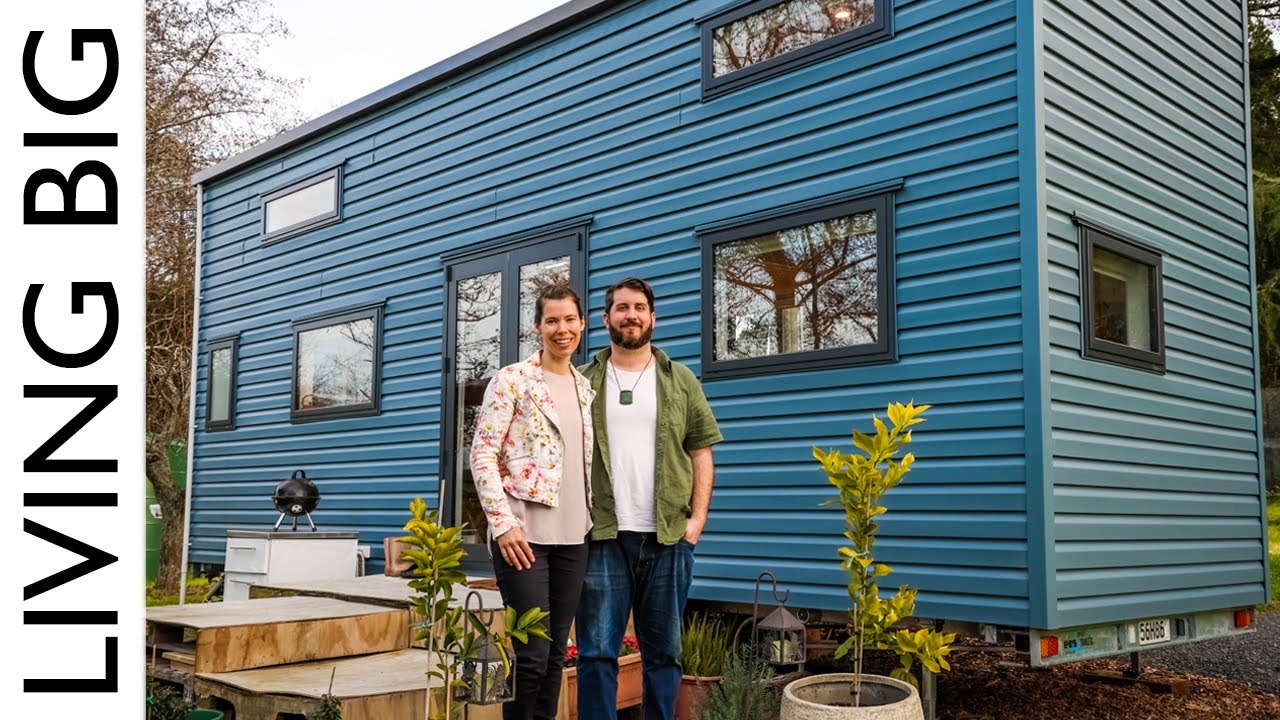 Tiny House Gives Young Couple An Amazing Start - YouTube