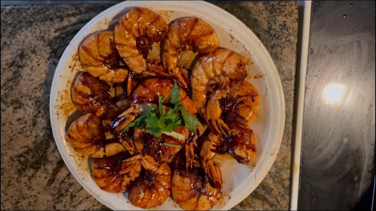 braised shrimp 家常红烧大虾 - YouTube