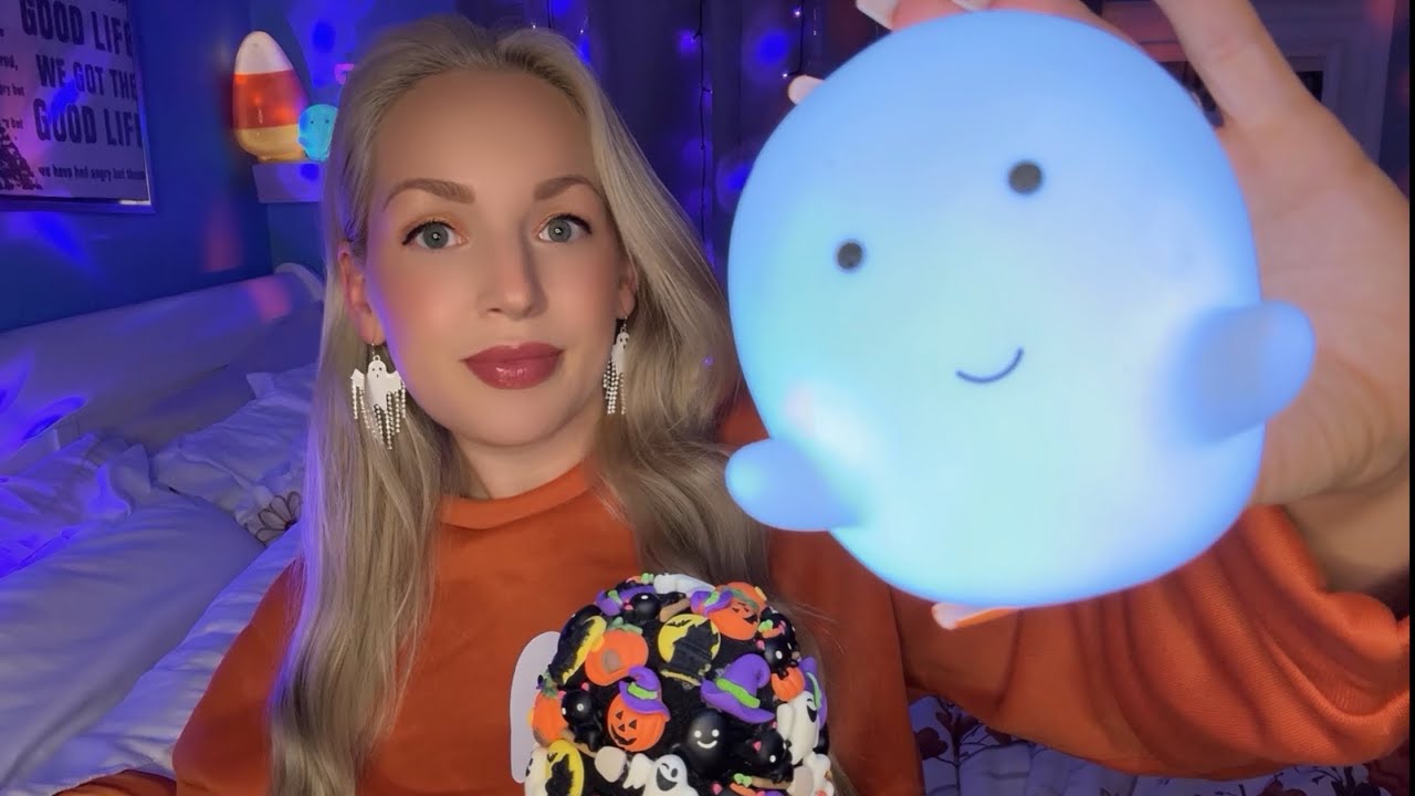 ASMR 30 Minutes of Spooky and Tingly Halloween Triggers🎃👻Tapping ...