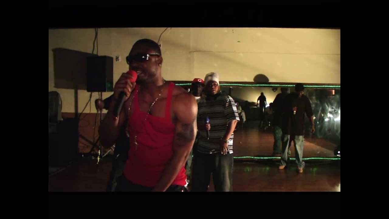 Nigerian/African (Reggae artist) - YouTube