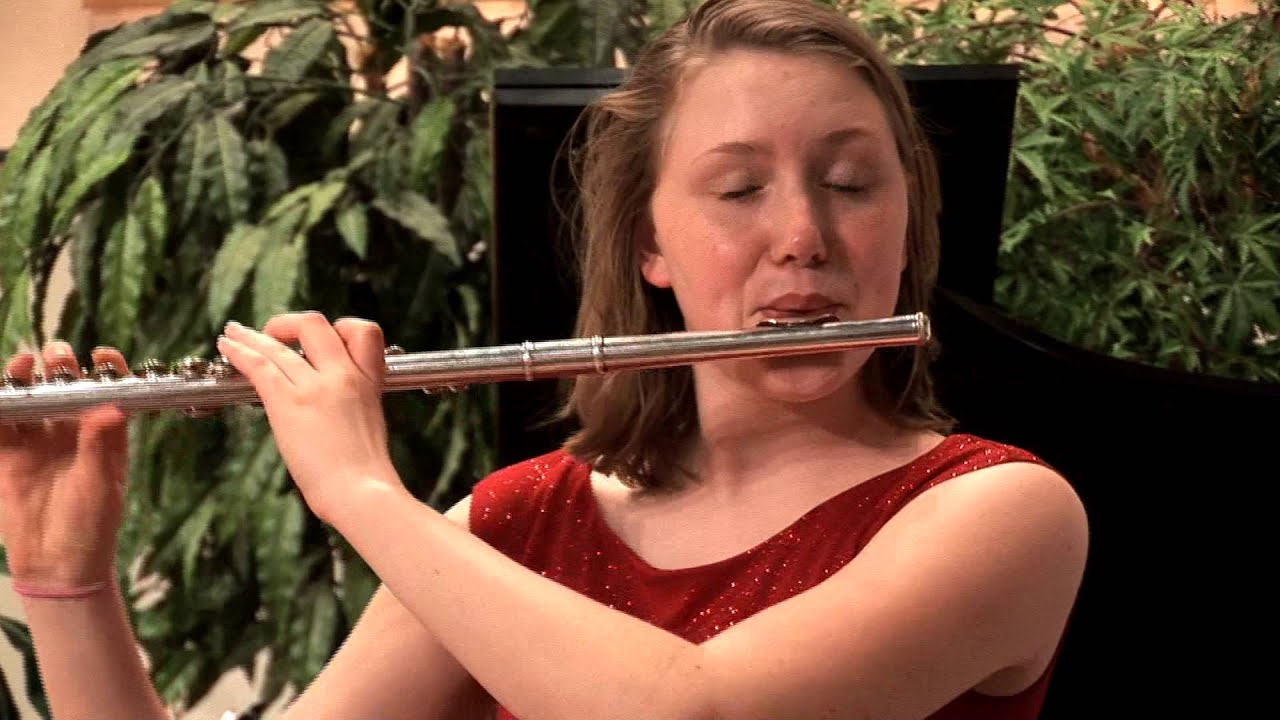 Opus 4 Studios: Julia Pyke, flute - Fantaisie brillante sur 'Carmen' by ...