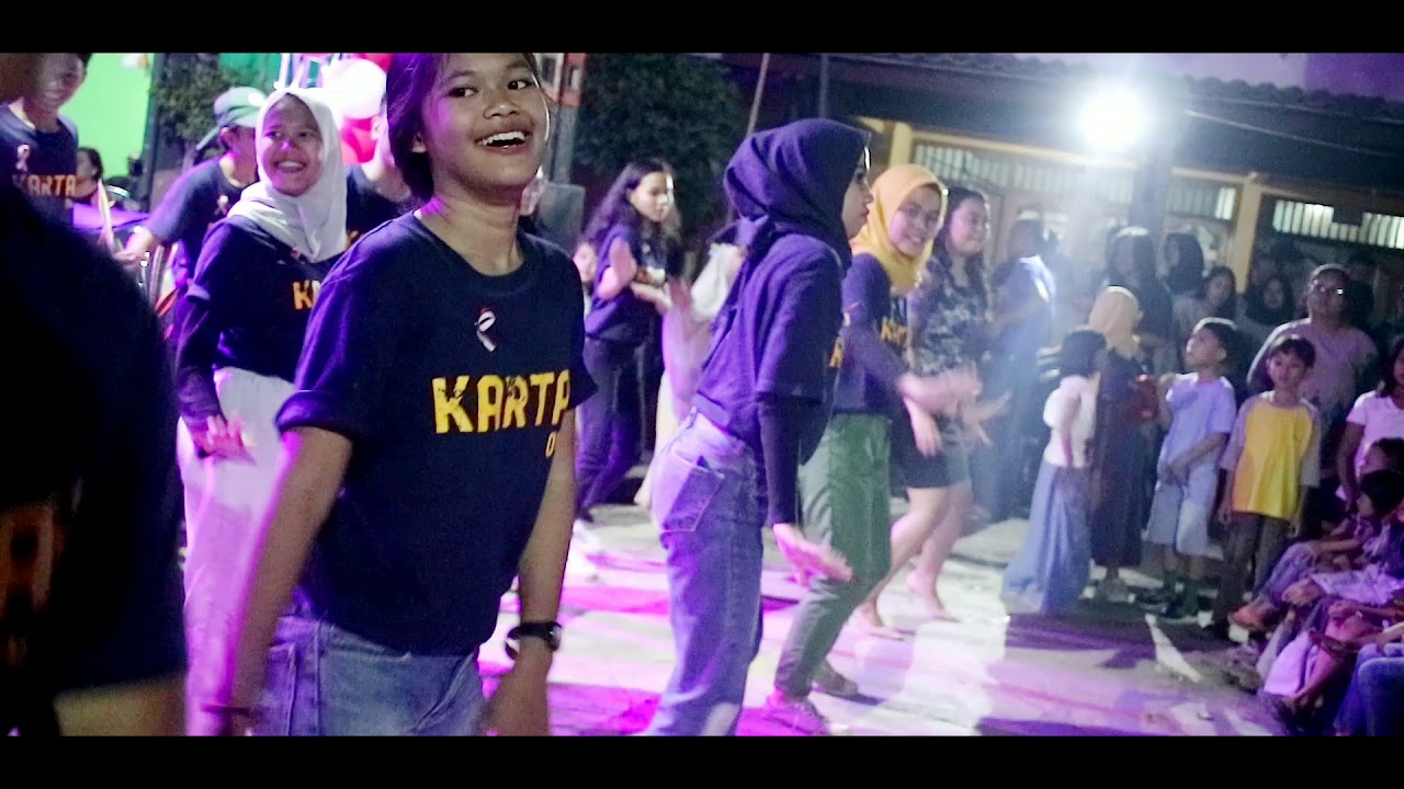FLASHMOB Meraih Bintang - Via Vallen - Official Theme Song Asian Games ...
