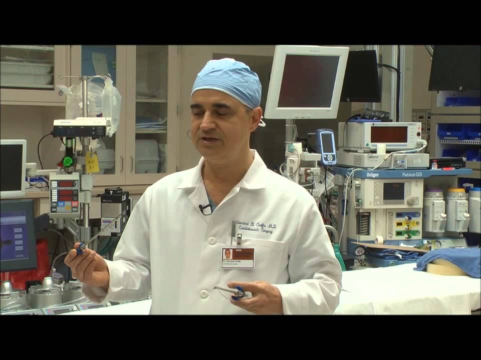 Dr.Ciuffo talks about minimally invasive heart surgery - YouTube
